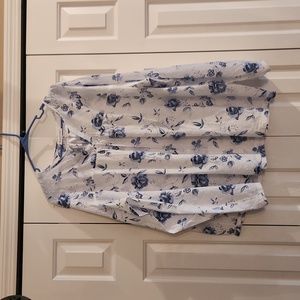 NorthStyle | Tops | North Style Embroidered Front Top | Poshmark